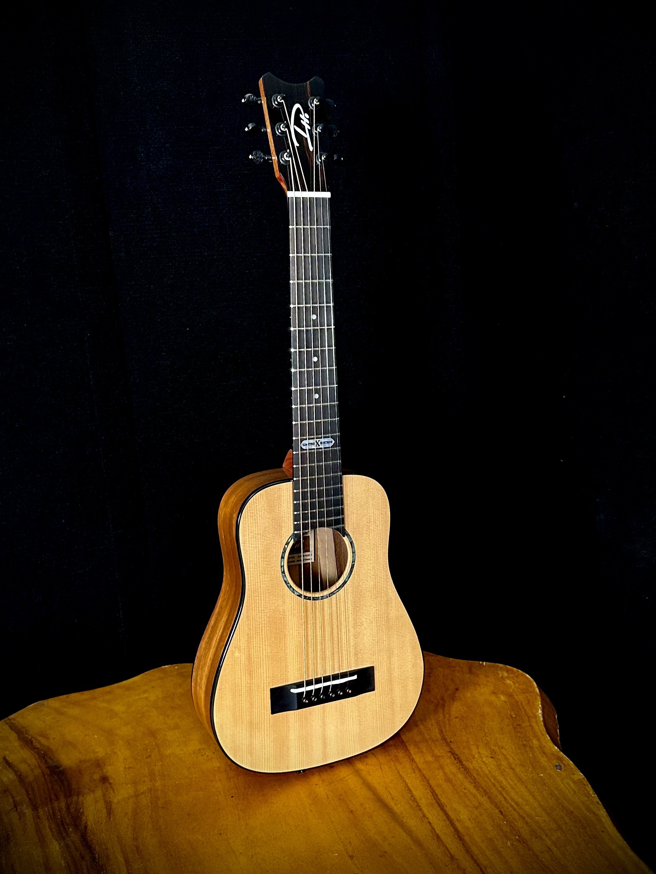 D Ho 6-String Dreadnought (Steel) | Romero Creations D Ho 6-String Dreadnought (Steel) | Romero Creations